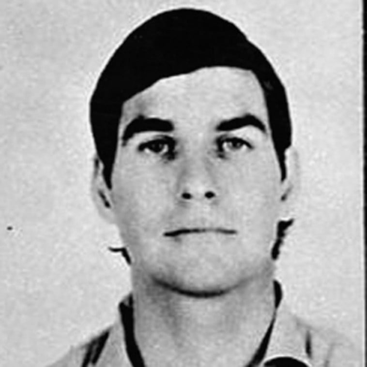 12 Notorious Killers Who Found Love And Married While In Prison