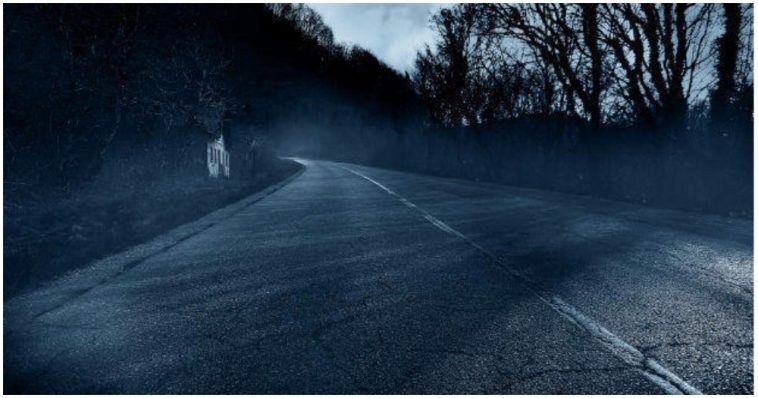 The 'Haunted' Road Motorists Are Too Afraid To Drive Down | DoYouRemember?