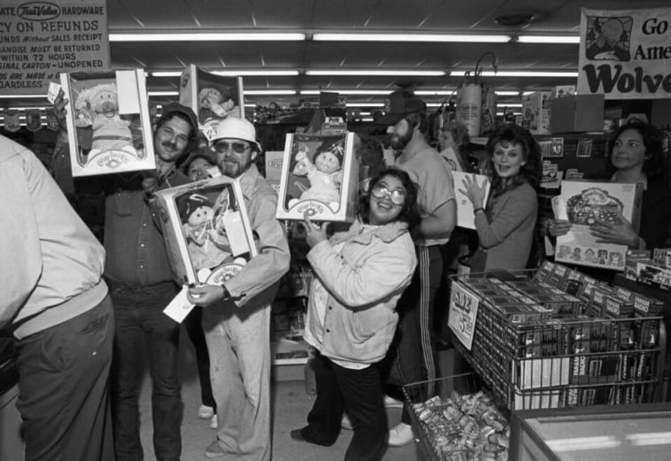 Do You Remember The Cabbage Patch Kid Craze Of The ’80s? | DoYouRemember?