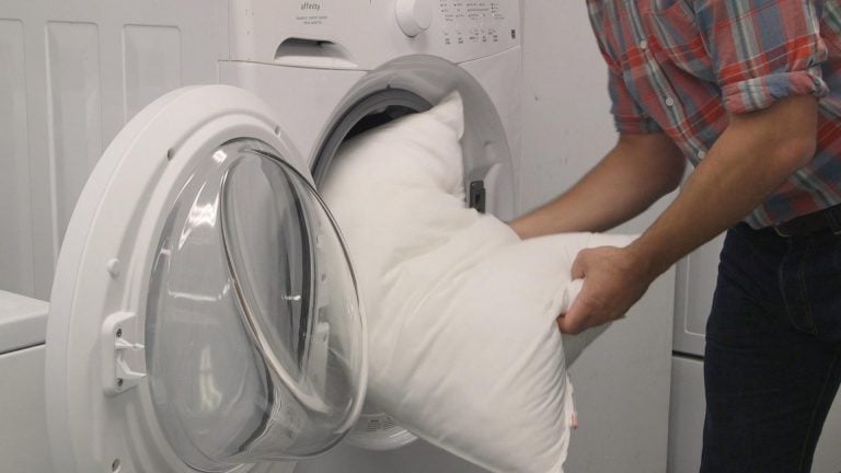 How To Wash Your Bed Pillows The Right Way | DoYouRemember?