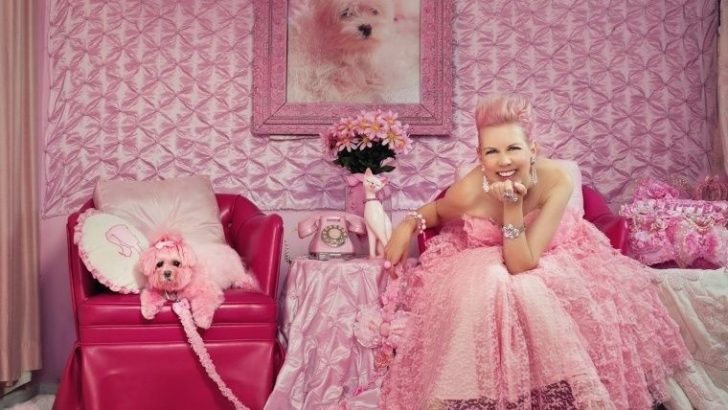 Meet The 'The World's Pinkest Person,' Kitten Kay Sera | DoYouRemember?