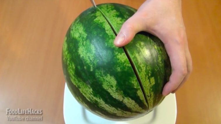 Food Expert Reveals The Smartest Way To Cut Watermelon For Summer Parties
