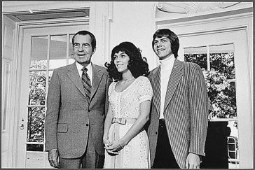 The Big Family Secret Surrounding Karen Carpenter's Eating Disorder