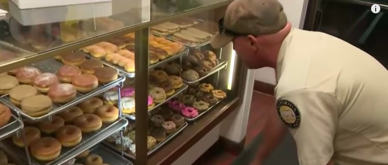 Customers Help Local Donut Shop Sell Out Every Day For The Sweetest Reason