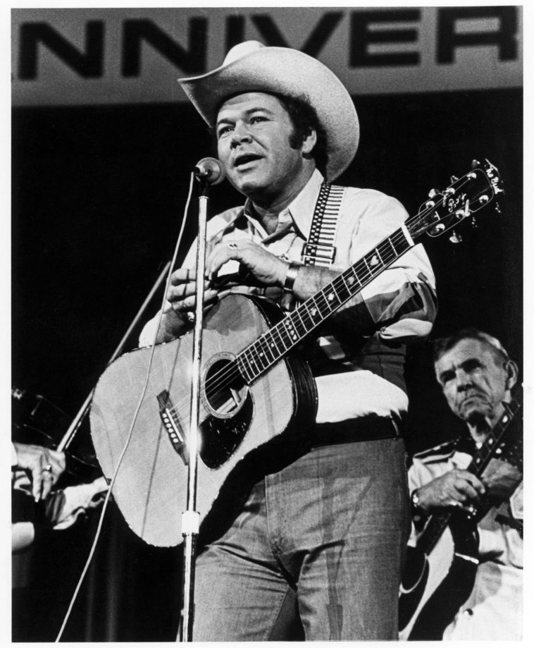 Remembering Roy Clark, Host Of 'Hee Haw' & Musical Virtuoso