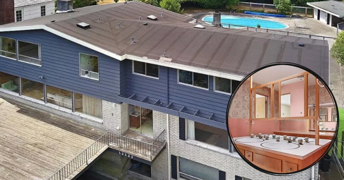 This 1962 Time Capsule Home Can Fit Your Entire Family