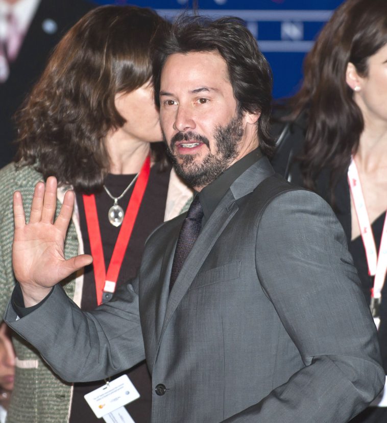 Keanu Reeves Secretly Funds Children's Hospitals All Over The World