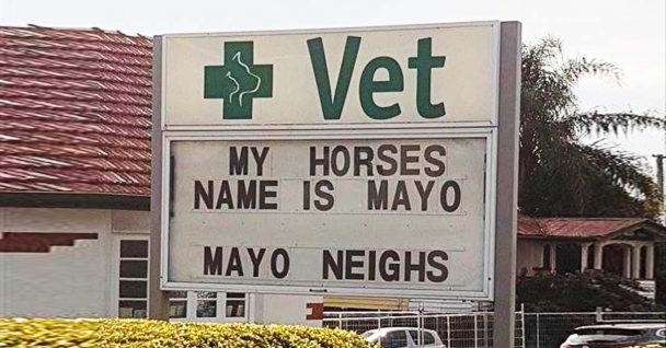 14 Hilarious Business Signs That Made Us Crack Up