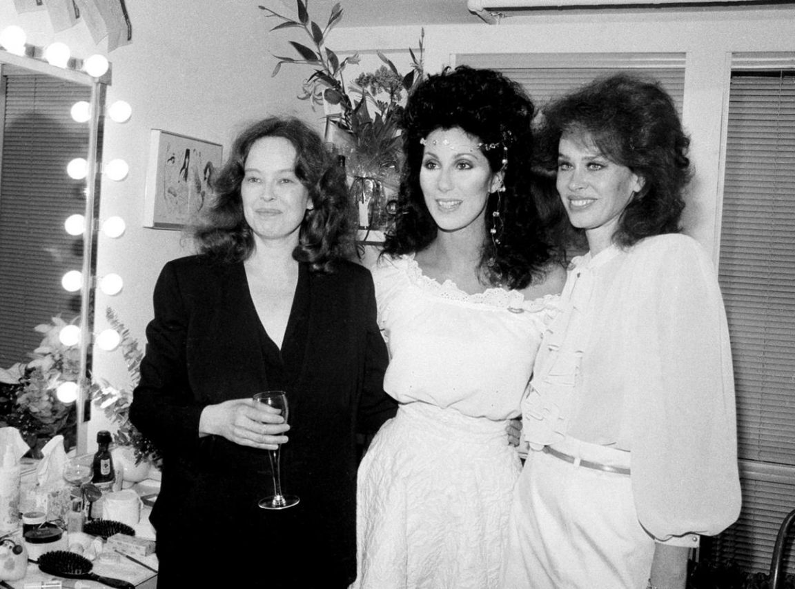 Photos That Show At 78 Years Old, Cher Still Looks Beautiful