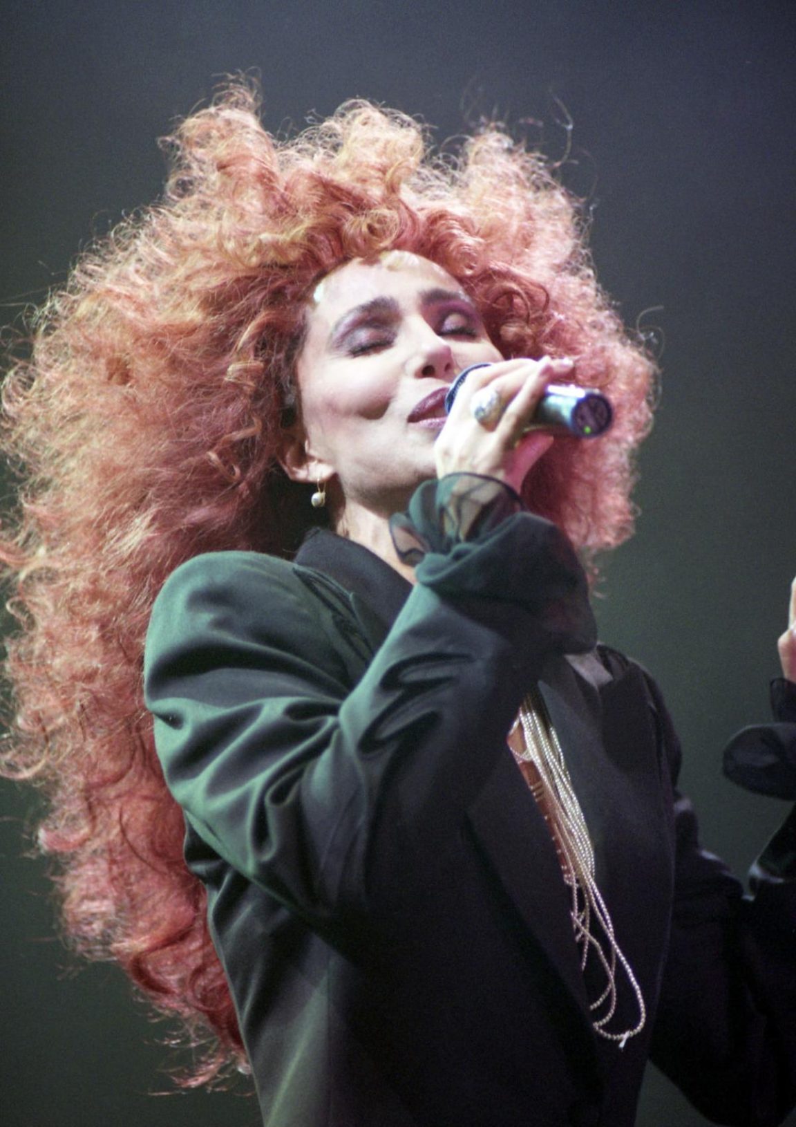 Photos That Show At 78 Years Old, Cher Still Looks Beautiful