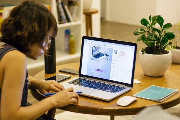 The Website Wayfair Is Hiring For Work-From-Home Jobs