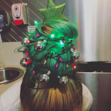 The Iconic 'Christmas Tree Hair' Is Back This Holiday Season