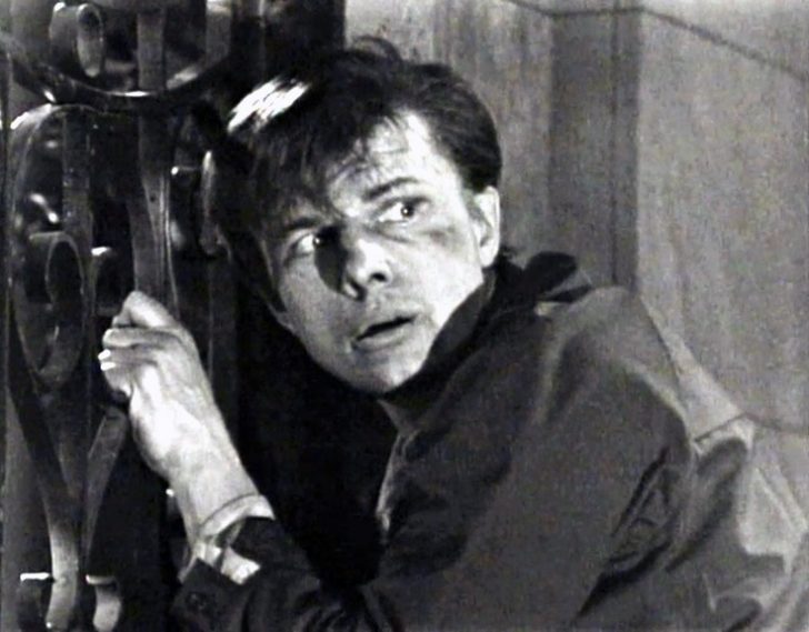 'Dark Shadows' Actor John Karlen Dies At 86 Due To Heart Failure