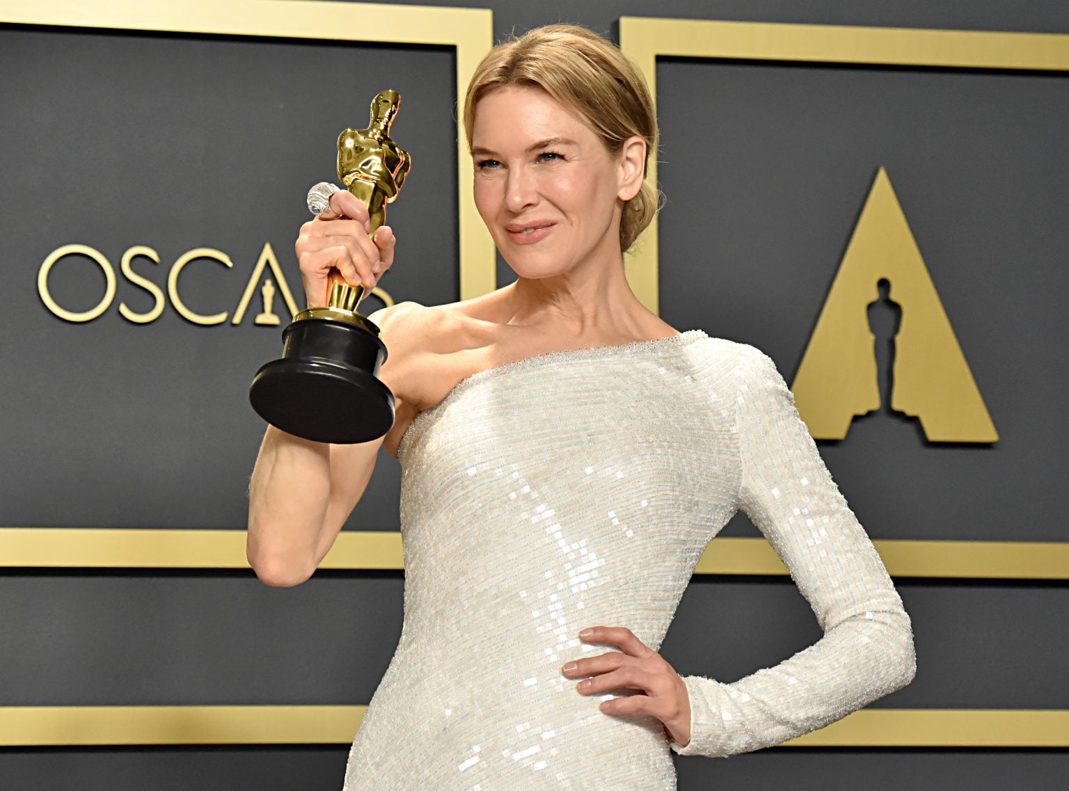 Renée Zellweger Wins An Oscar For Her Performance In 'Judy'