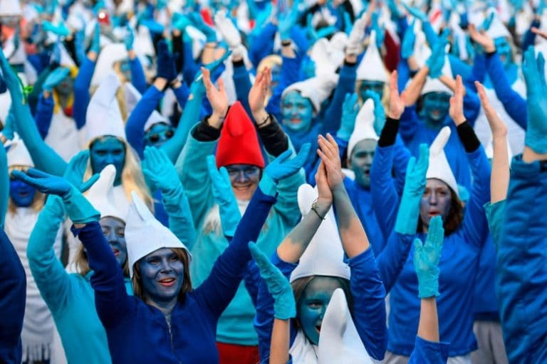 France Sets A World Record For The Largest Smurf Gathering