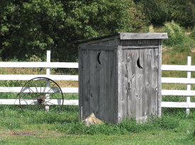 This Is Why Outhouses Have A Crescent Moon On The Door