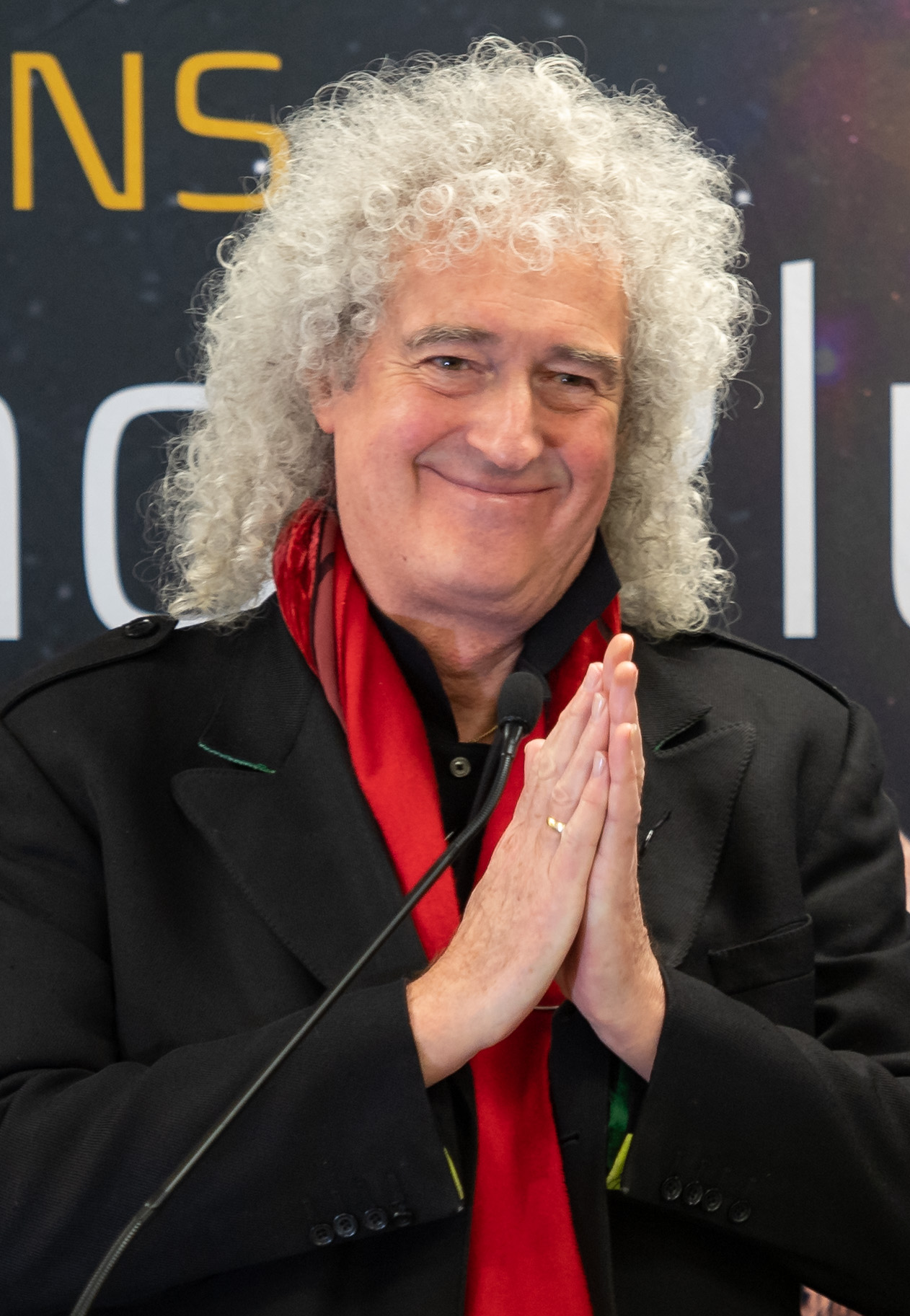 Brian May's Heart Attack Recovery Has Him "Crawling On His Hands And Knees"