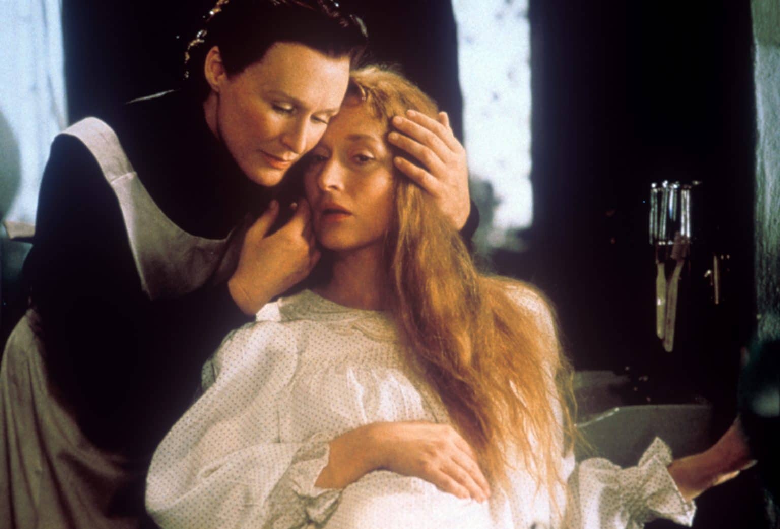 Celebrate Meryl Streep & Her 71st Birthday With These Gorgeous Photos