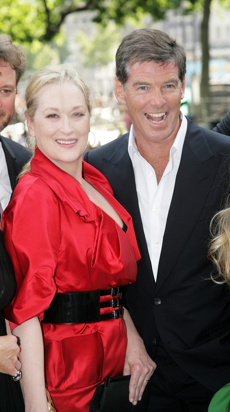 Celebrate Meryl Streep & Her 71st Birthday With These Gorgeous Photos