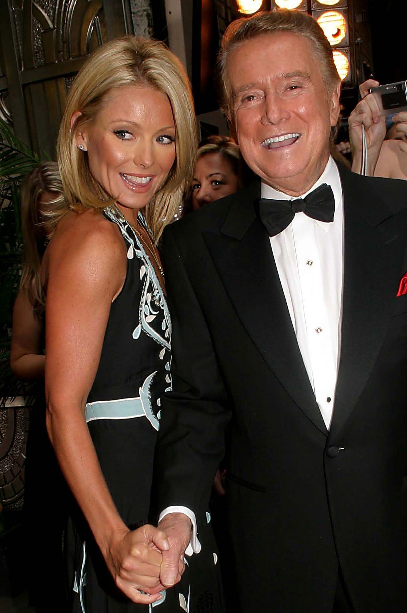 Kelly Ripa Says That Regis Philbin Taught Her This Important Life Lesson