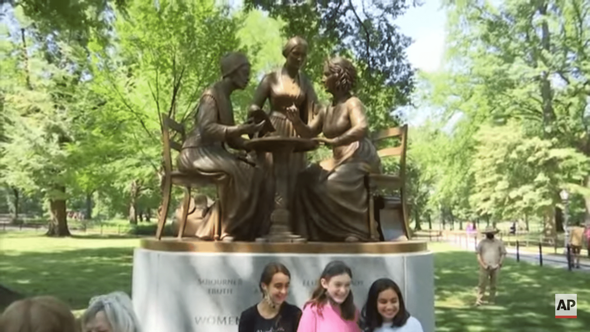 After Over 160 Years, Central Park Gets Very First Statue Honoring Real ...