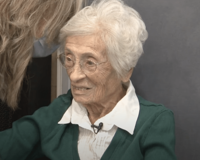 112-Year-Old Woman Receives 1,200+ Birthday Cards From Students
