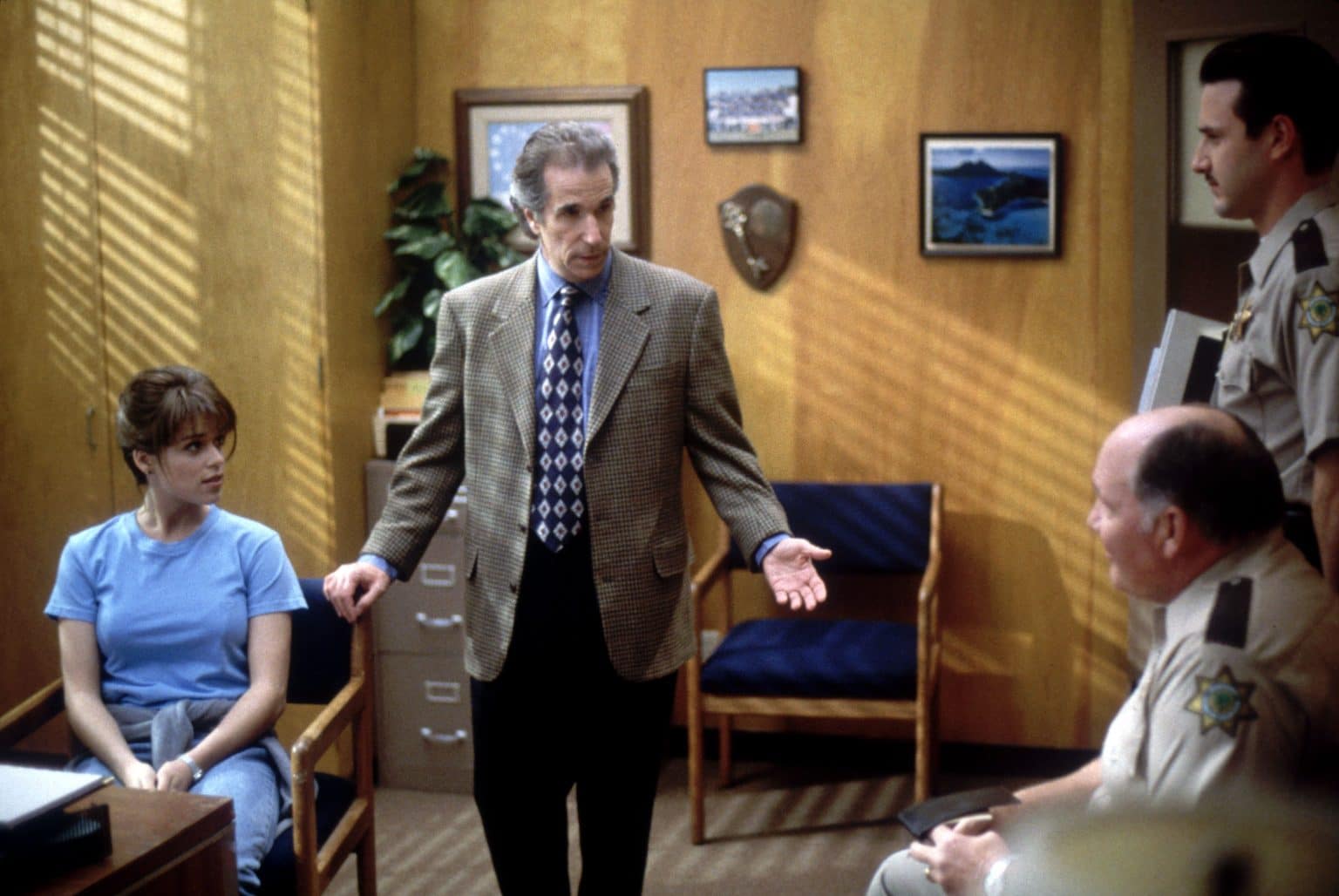 Henry Winkler Auctioning Off Fonzie Outfit Including Iconic Leather Jacket