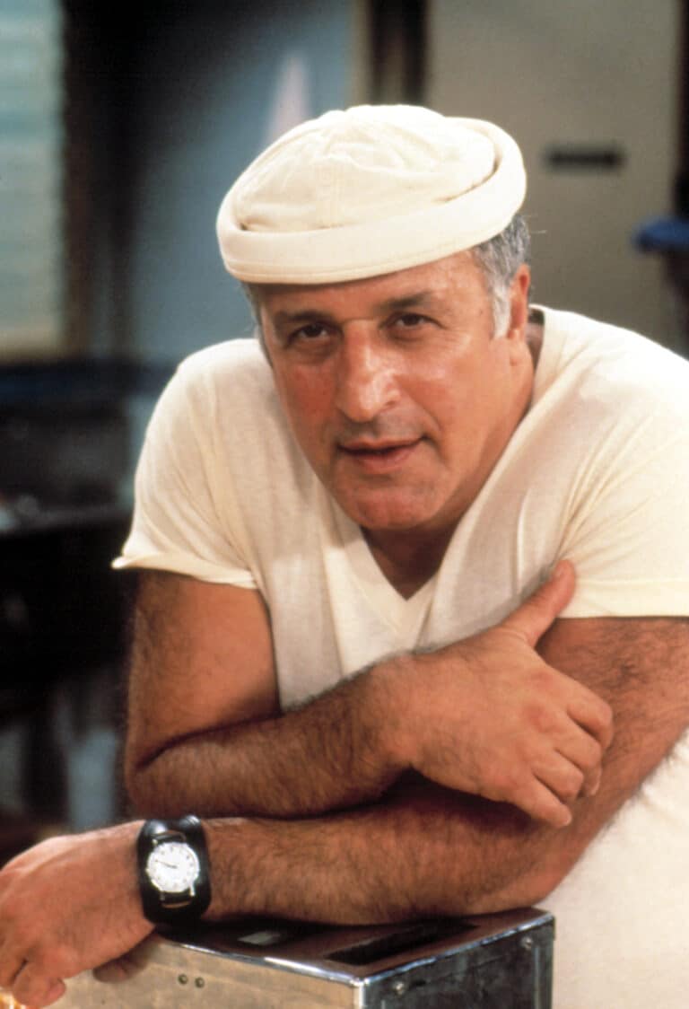 'Alice' Star Vic Tayback's Final Appearance Before Death Was 'MacGyver'