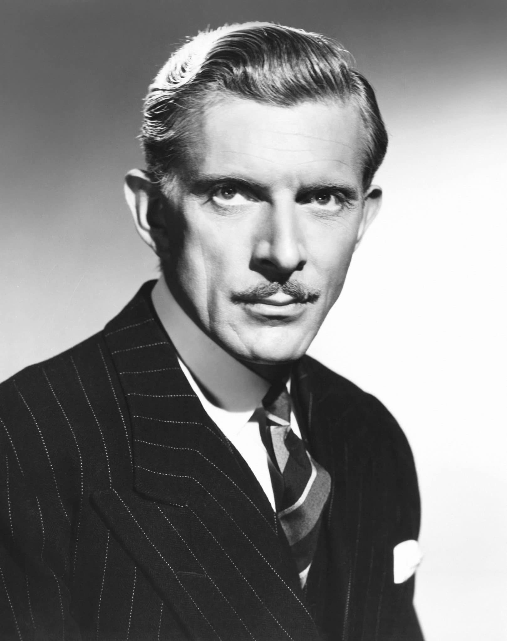 Alan Napier From 'Batman' Influenced Another Comic Book Character ...