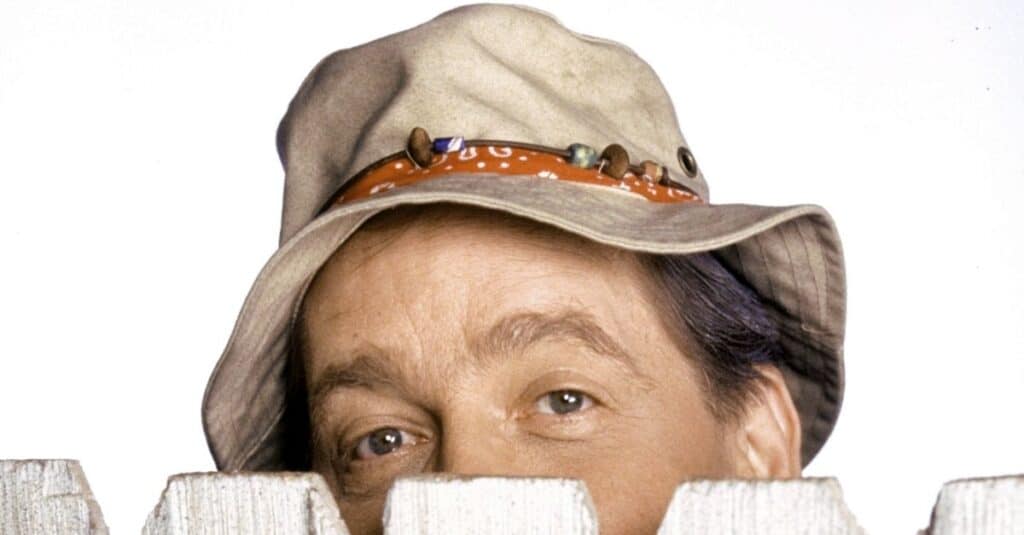 The Epic Moment Where Wilson Reveals His Face On 'Home Improvement ...