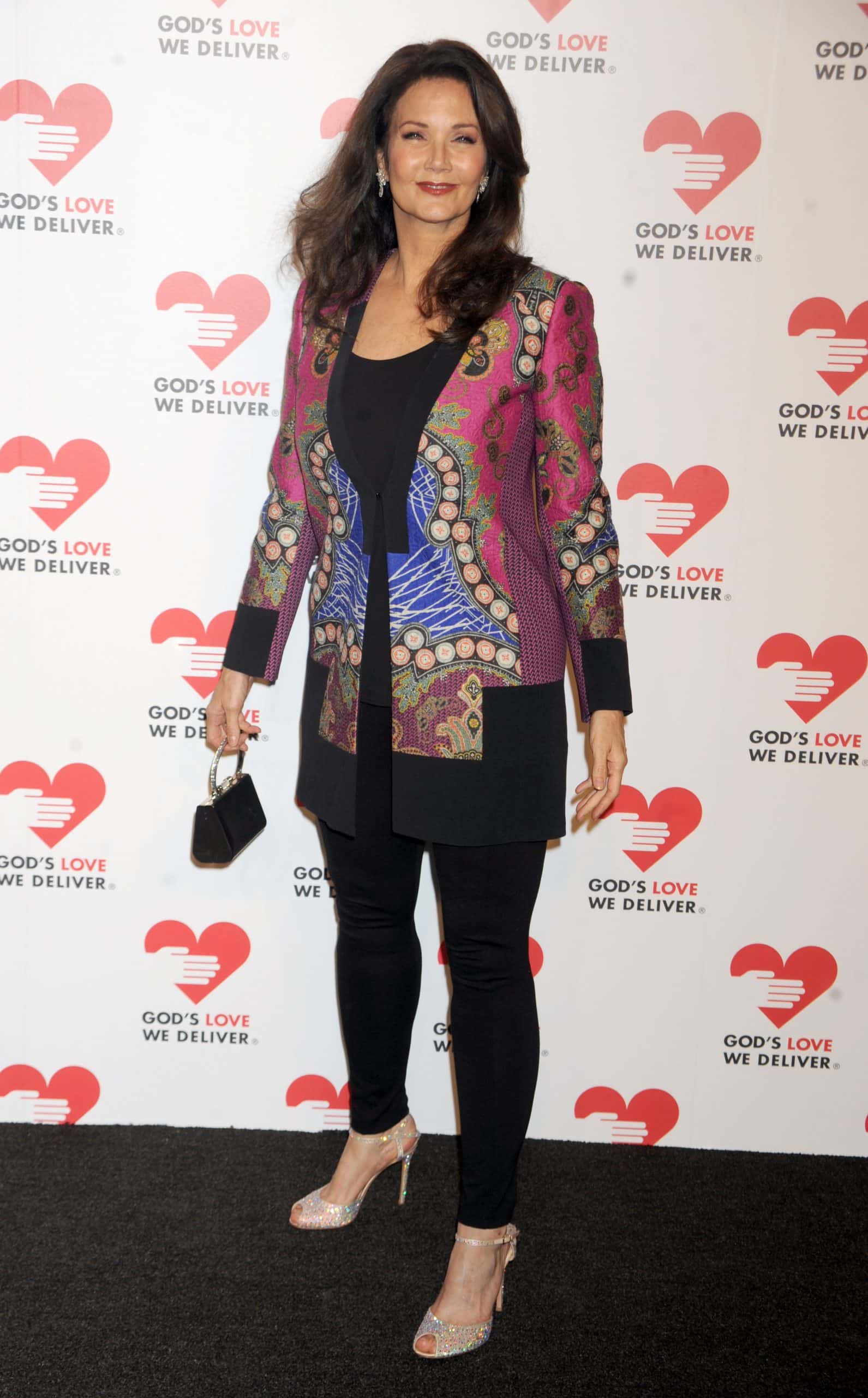 71-Year-Old Lynda Carter Is Ageless Decked Out In Floral Fashion