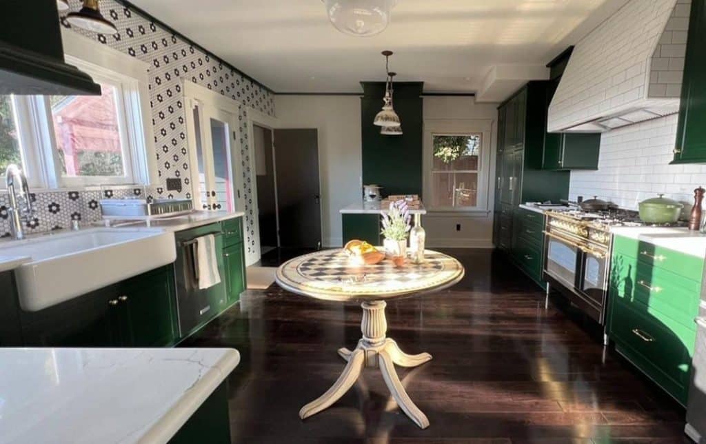 Christina Hendricks Defends Choice To Renovate Century-Old Craftsman ...