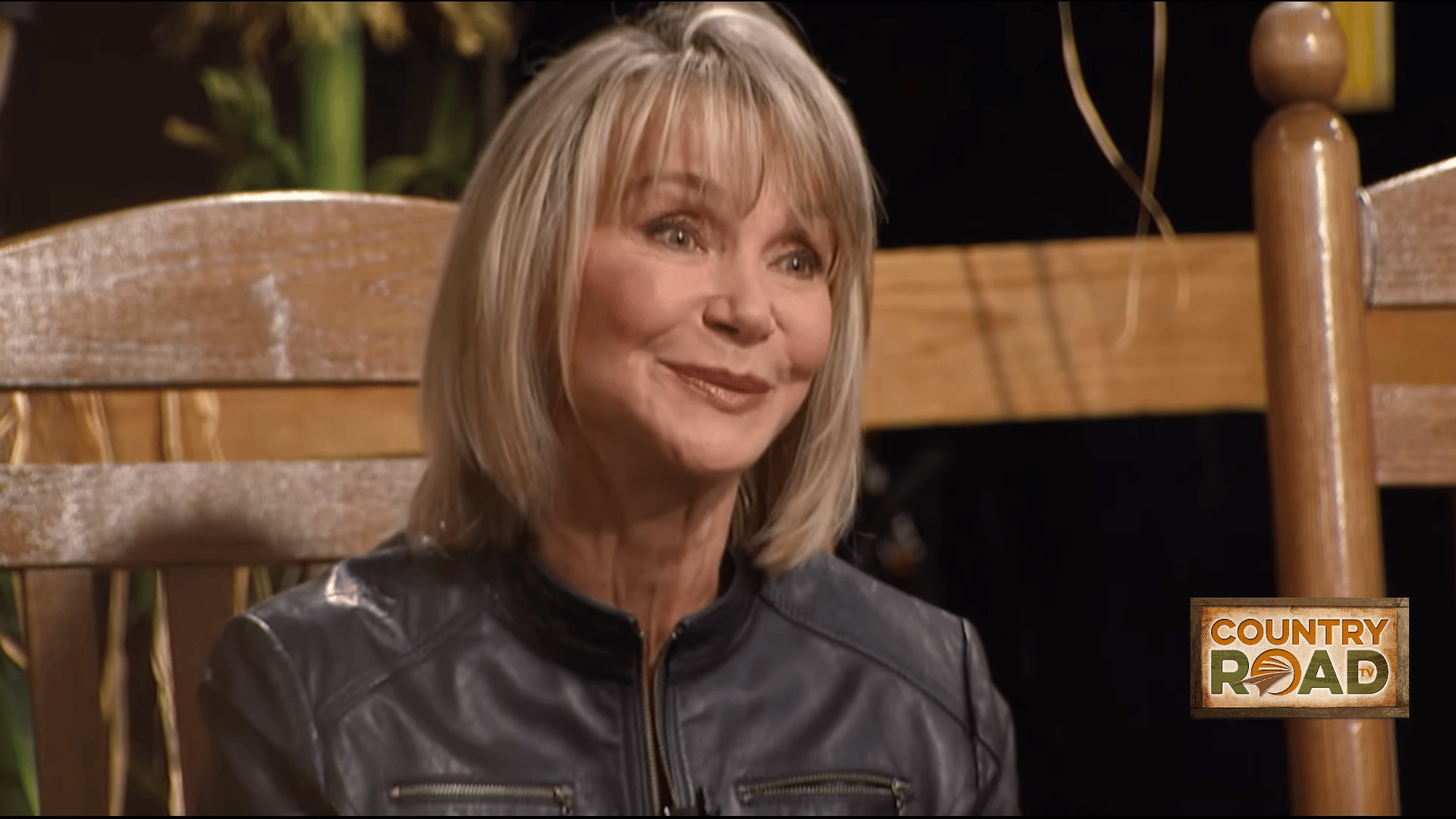 The Cast of Hee Haw Then and Now — Looking Back 2024