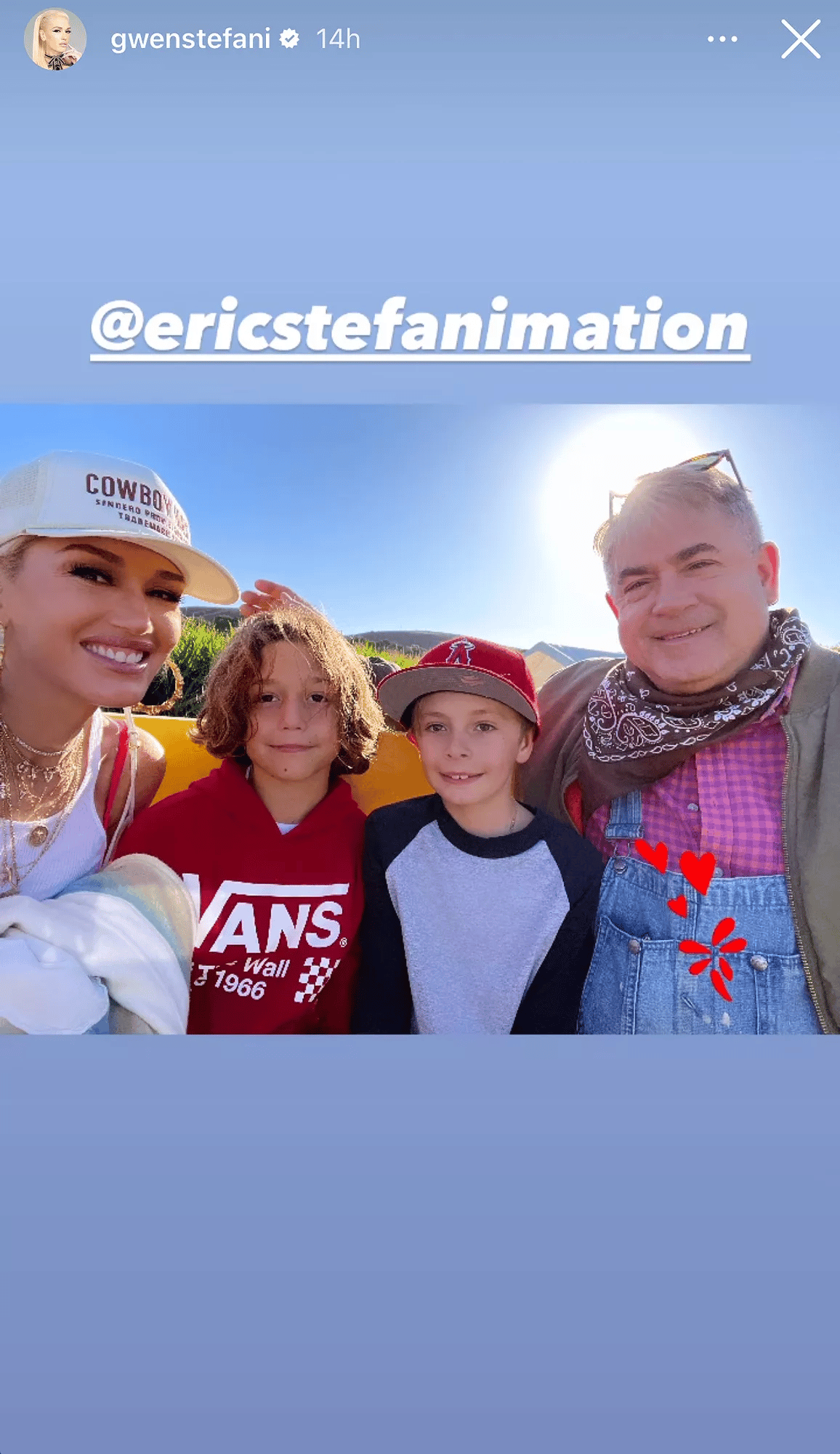 Gwen Stefani Gets Lost In Autumn, Adventuring Into Corn Maze With Sons