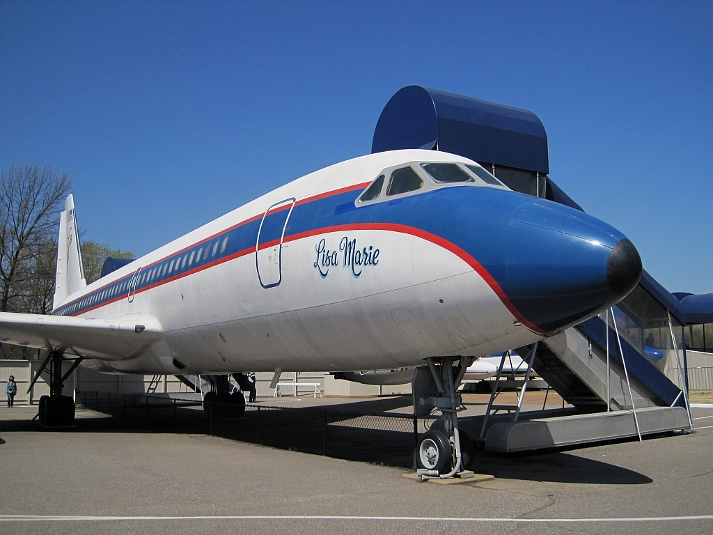 Elvis Presleys Private Jet Sells After 40 Years Abandonment