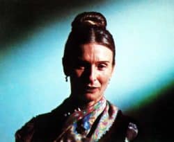 Meet The 4 Children of Late Cloris Leachman, Including Son Who Died At ...