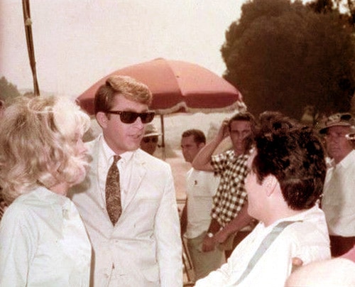 Nancy Sinatra Shares Favorite Photo With Elvis Presley To Celebrate His ...
