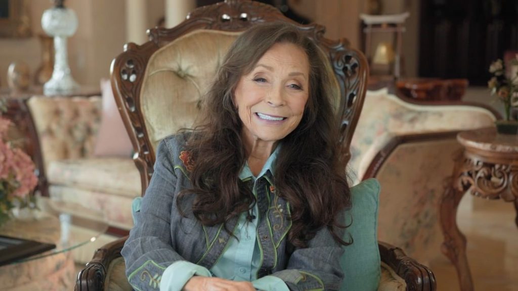 Loretta Lynn’s Daughters Honors Late Mother’s Legacy | DoYouRemember?