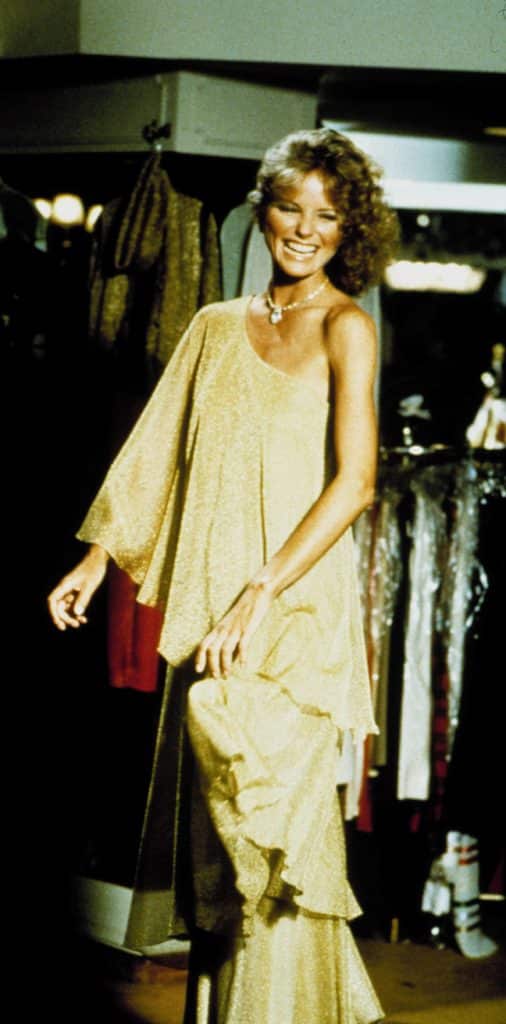 11 Hottest Beautiful Women Posters Of The 1970s