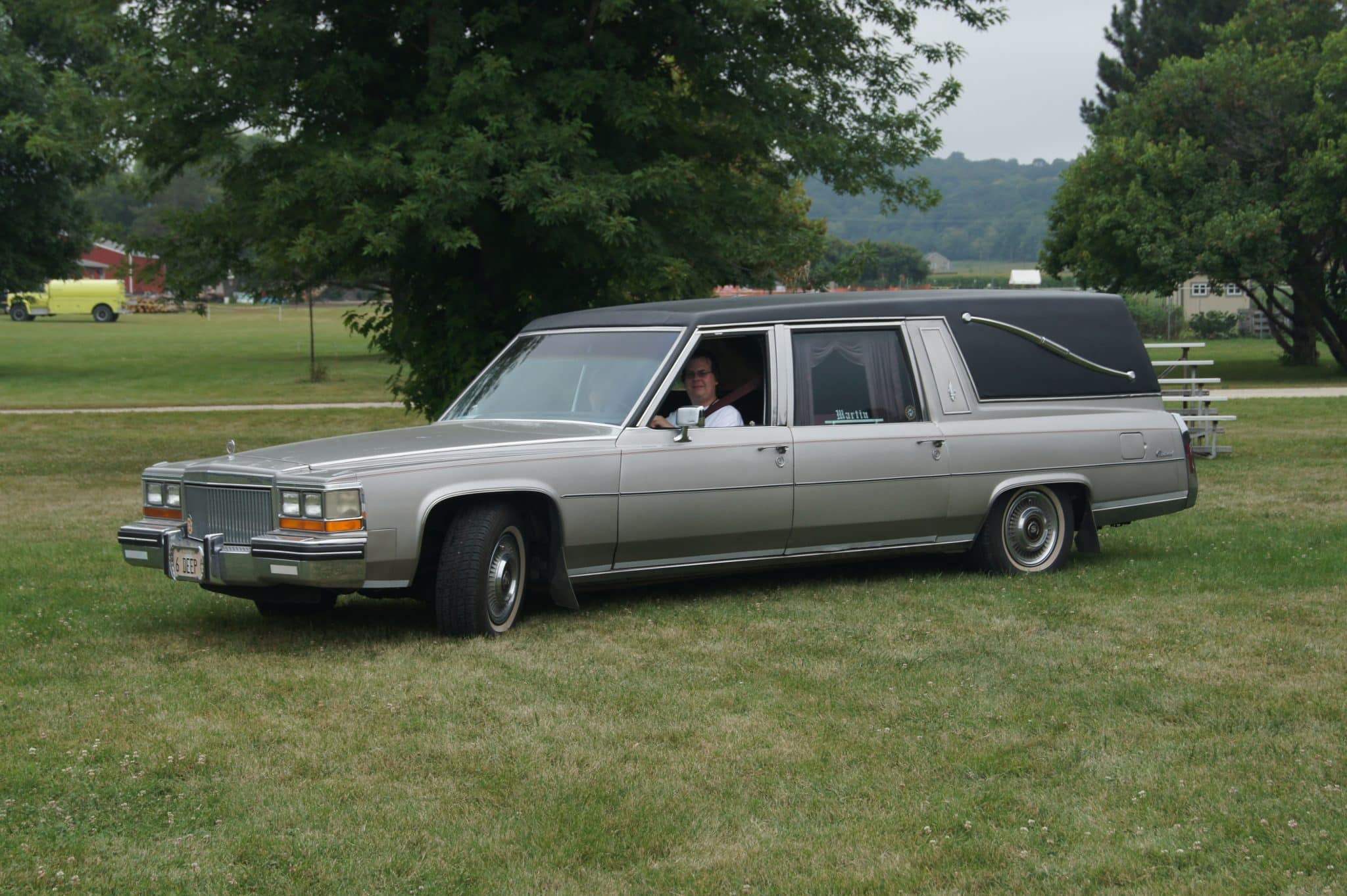 What Is The Rule For Pulling Over If A Funeral Procession Drives Behind ...