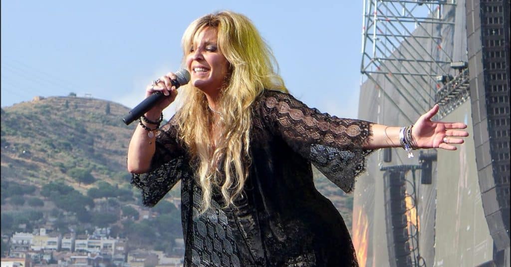 Former Vixen Singer Janet Gardner Recalls Tour With Ozzy Osbourne