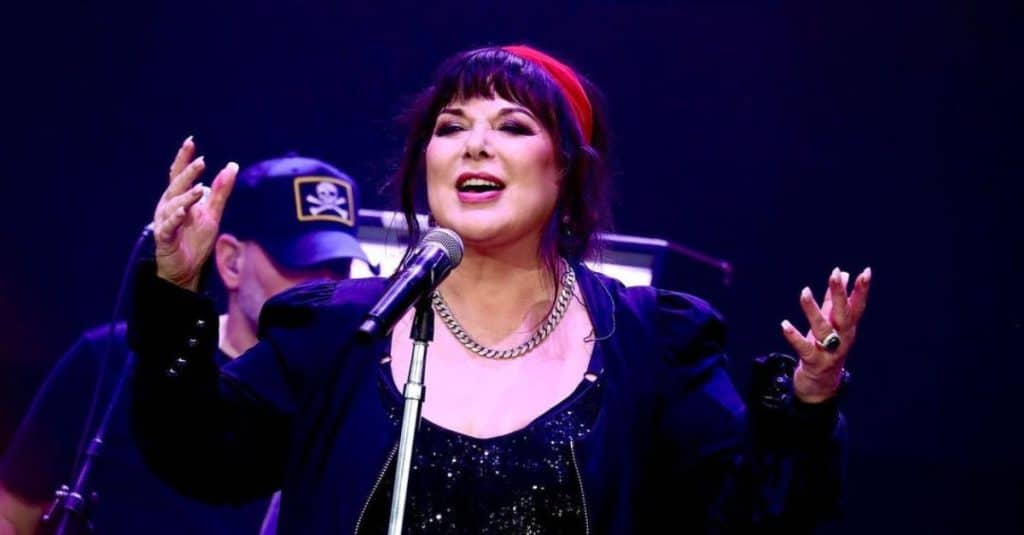 Heart's Ann Wilson, 73, Opens Up About Aging And Body Acceptance ...