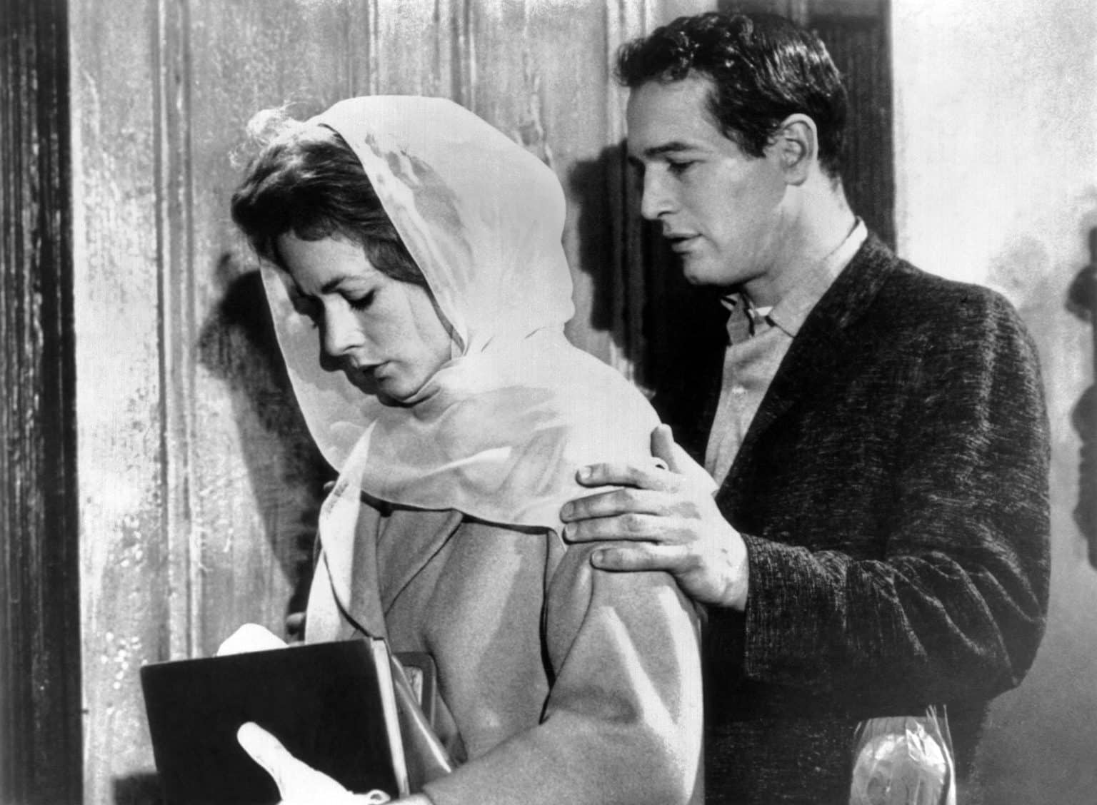 'The Hustler' And 'Carrie' Actress Piper Laurie Dies At 91