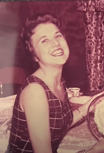 Minnie Payne Becomes Oldest Person To Earn Master's Degree