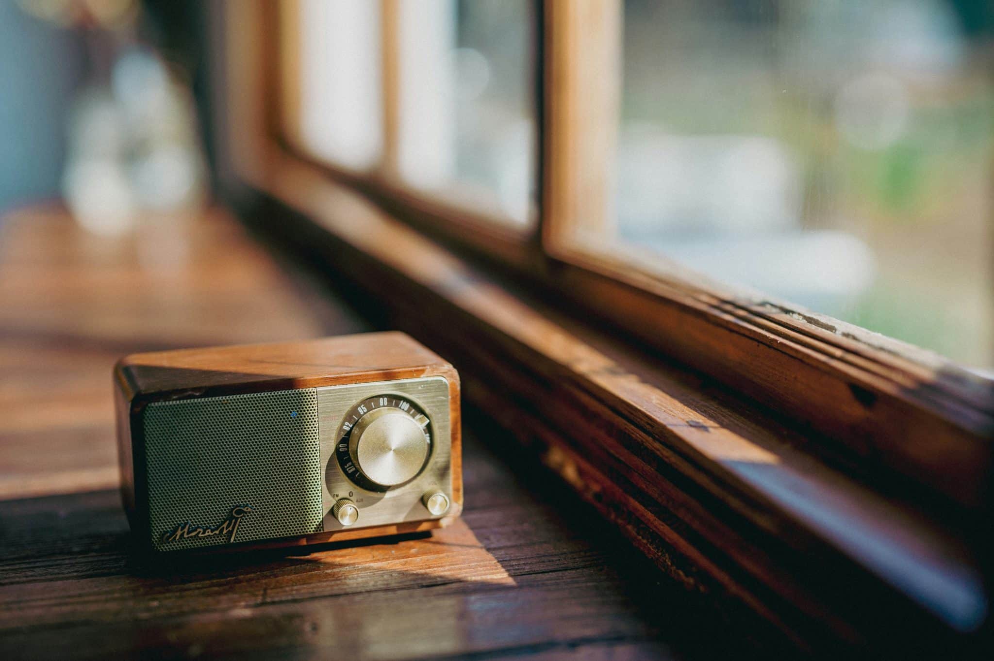 There Is An '80s Radio Station That Is The Ultimate Nostalgia Trip