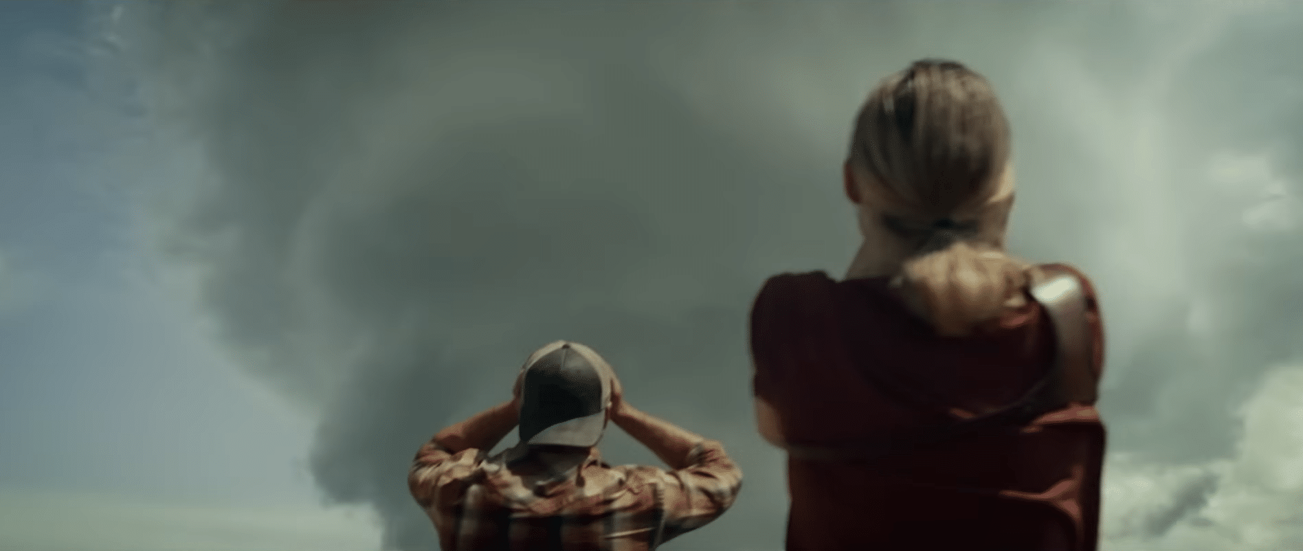 New 'Twisters' Trailer Has Fans Mourning Two Late Stars From 1996 Original