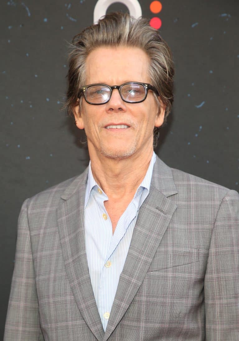 Kevin Bacon Returns To 'Footloose' High School 40 Yeas Later In Time ...