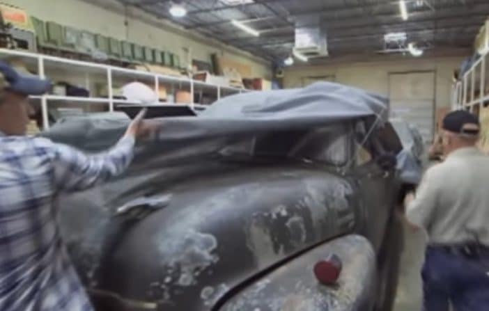 Mechanic Finds Elvis Presley’s 1948 Chevy Panel Truck And It's A Walk ...