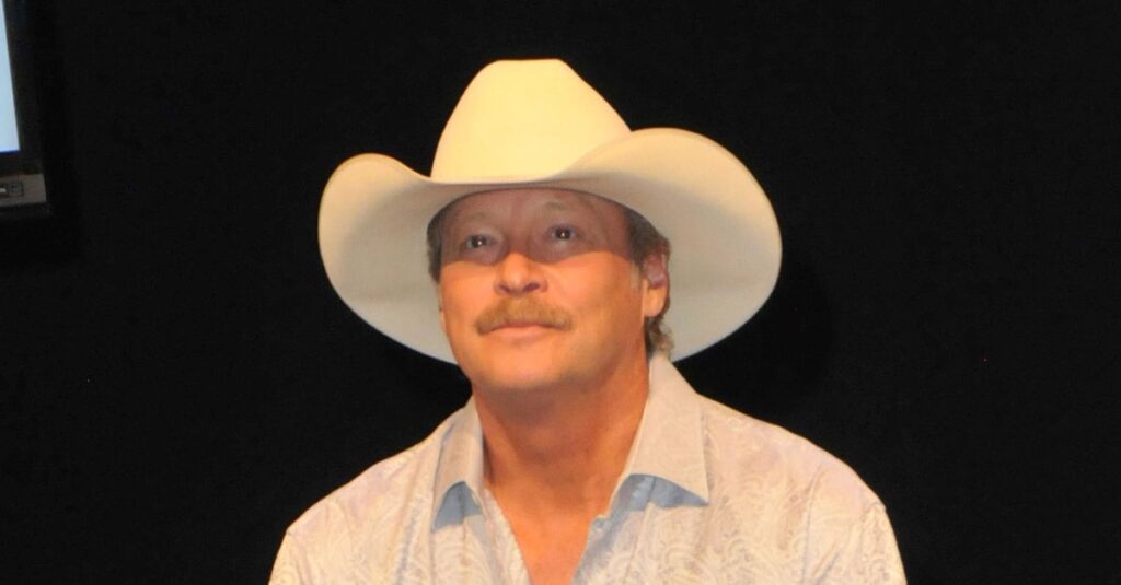 Alan Jackson To Receive Kris Kristofferson Lifetime Achievement Award ...