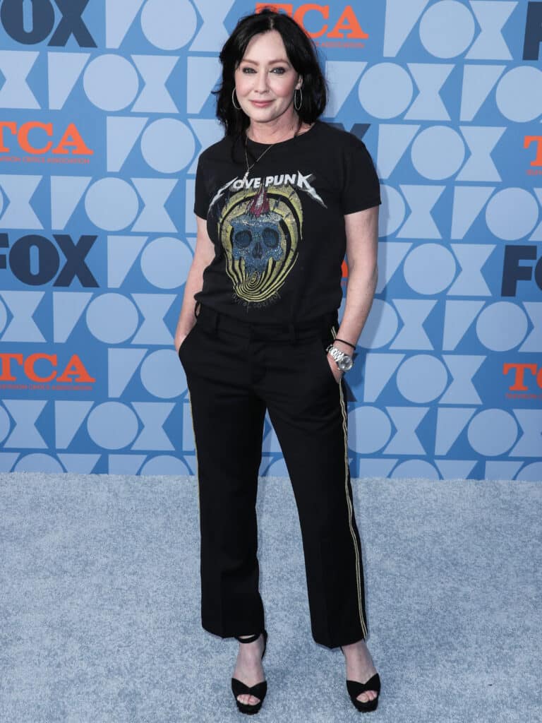 Shannen Doherty Reportedly Had List Of People She Didn't Want At Her ...